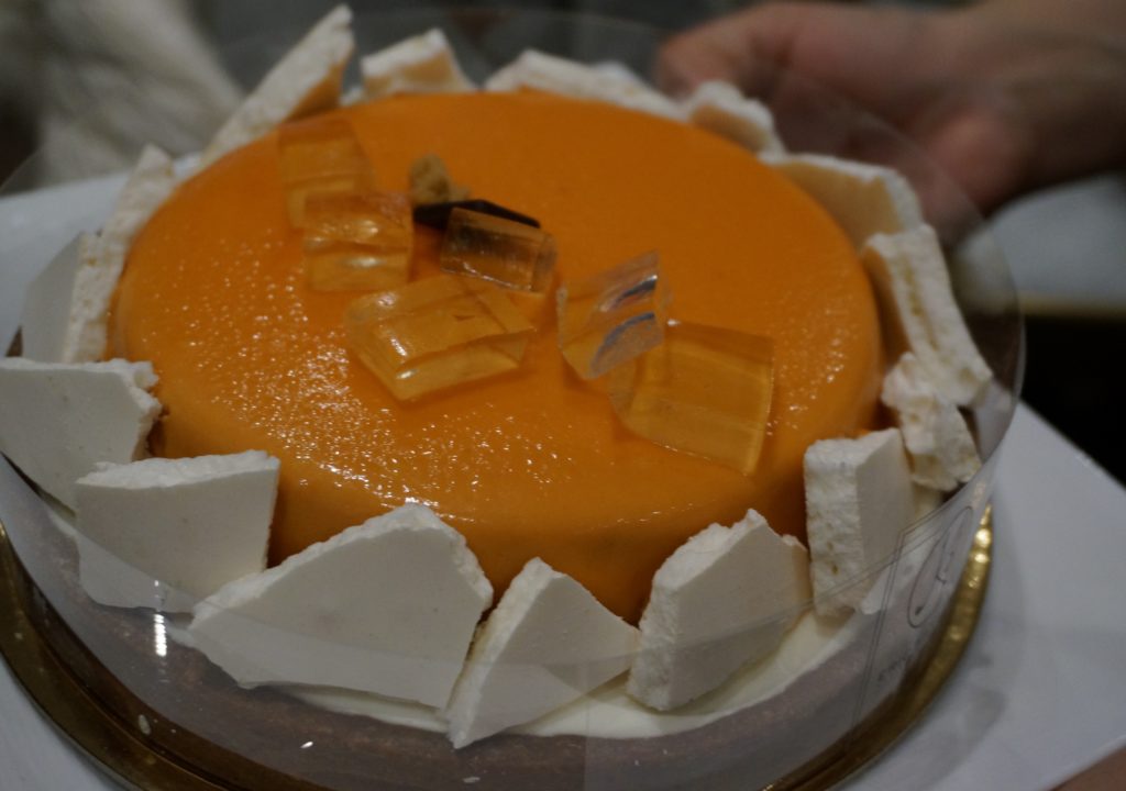 maison kayser holiday pie cake - New York Cliché